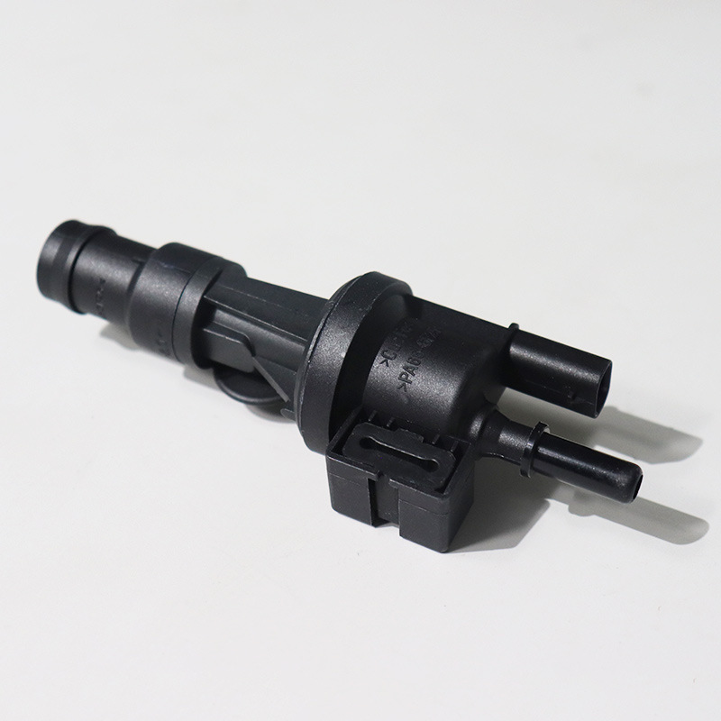 适用于宝马 1系 汽车电磁阀 碳罐电磁阀 燃油箱呼吸阀13907621174-阿里巴巴