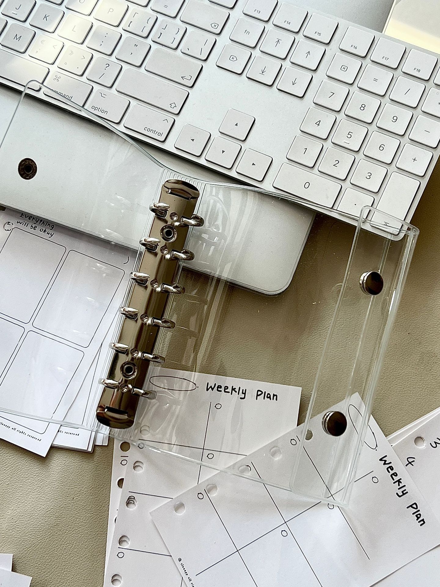 纯透M5双扣三折PVC活页本子ins风收纳手账本皮收纳手账本皮A7手账-阿里巴巴