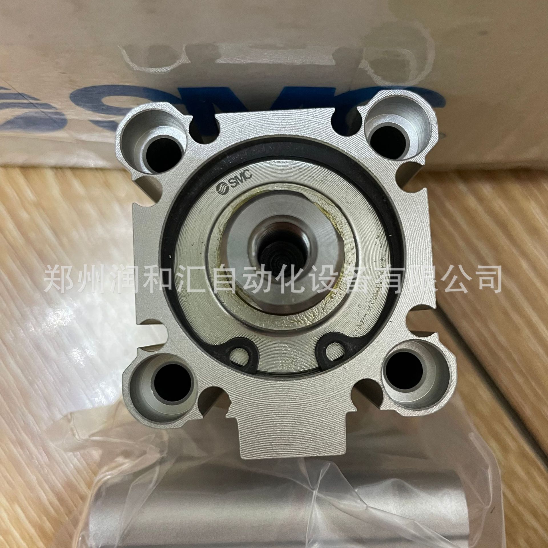 日本SMC薄型气缸CDQ2B32-25DZ原装正品 实物拍摄-阿里巴巴