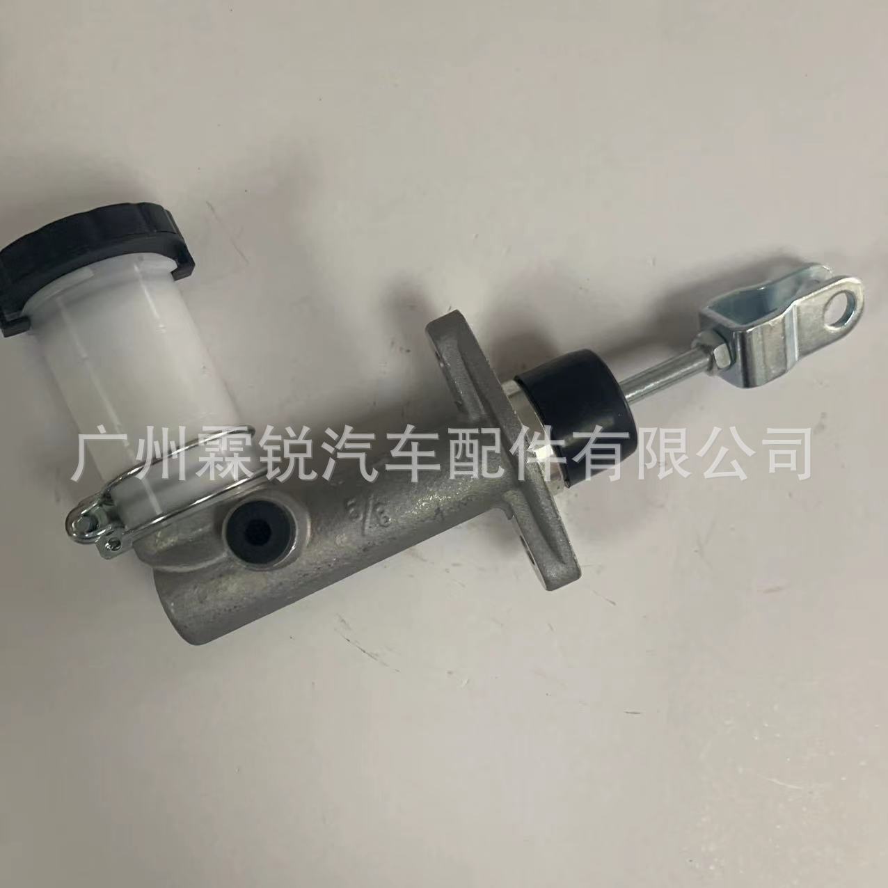 离合器总泵 泵离合器油缸MR132298适用于 三菱Triton L200 2.4-阿里巴巴