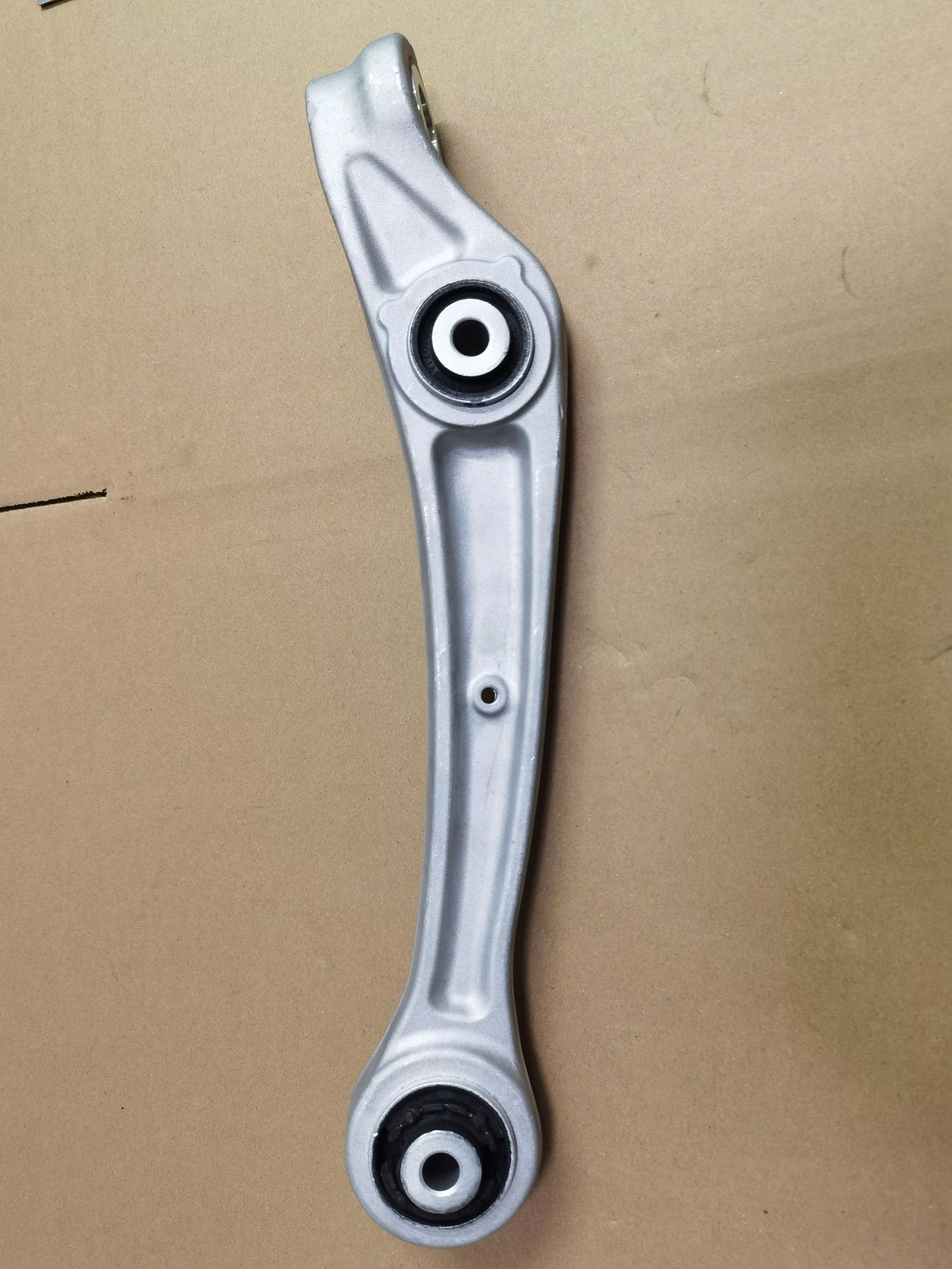 控制臂铝摆臂适用奥迪Q5A4B8下直臂8K0407151/8K0407152下摇臂-阿里巴巴