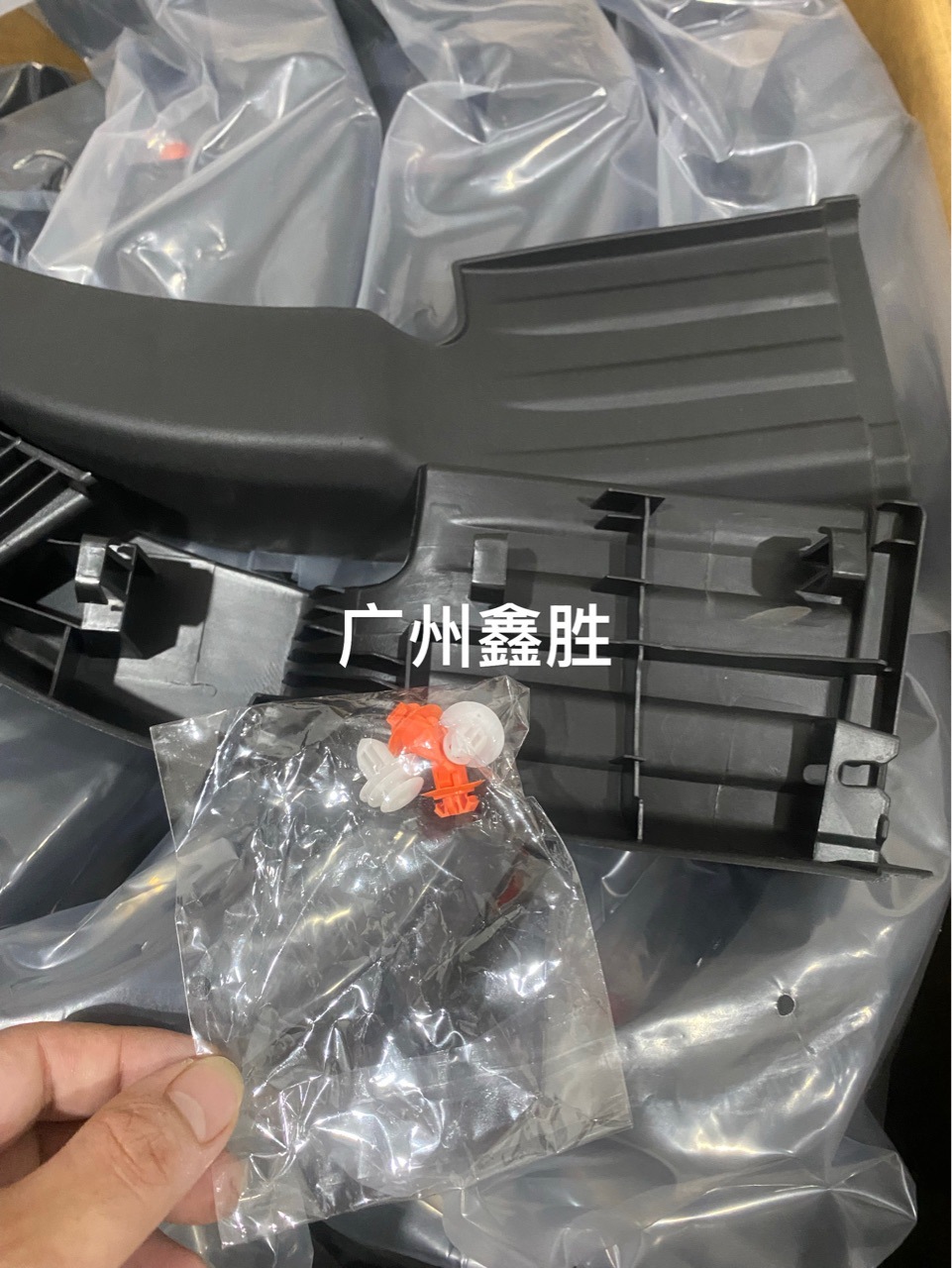 52164-0K030适用于丰田皮卡海拉克斯REVO 后保险杠左侧挡板包角-阿里巴巴