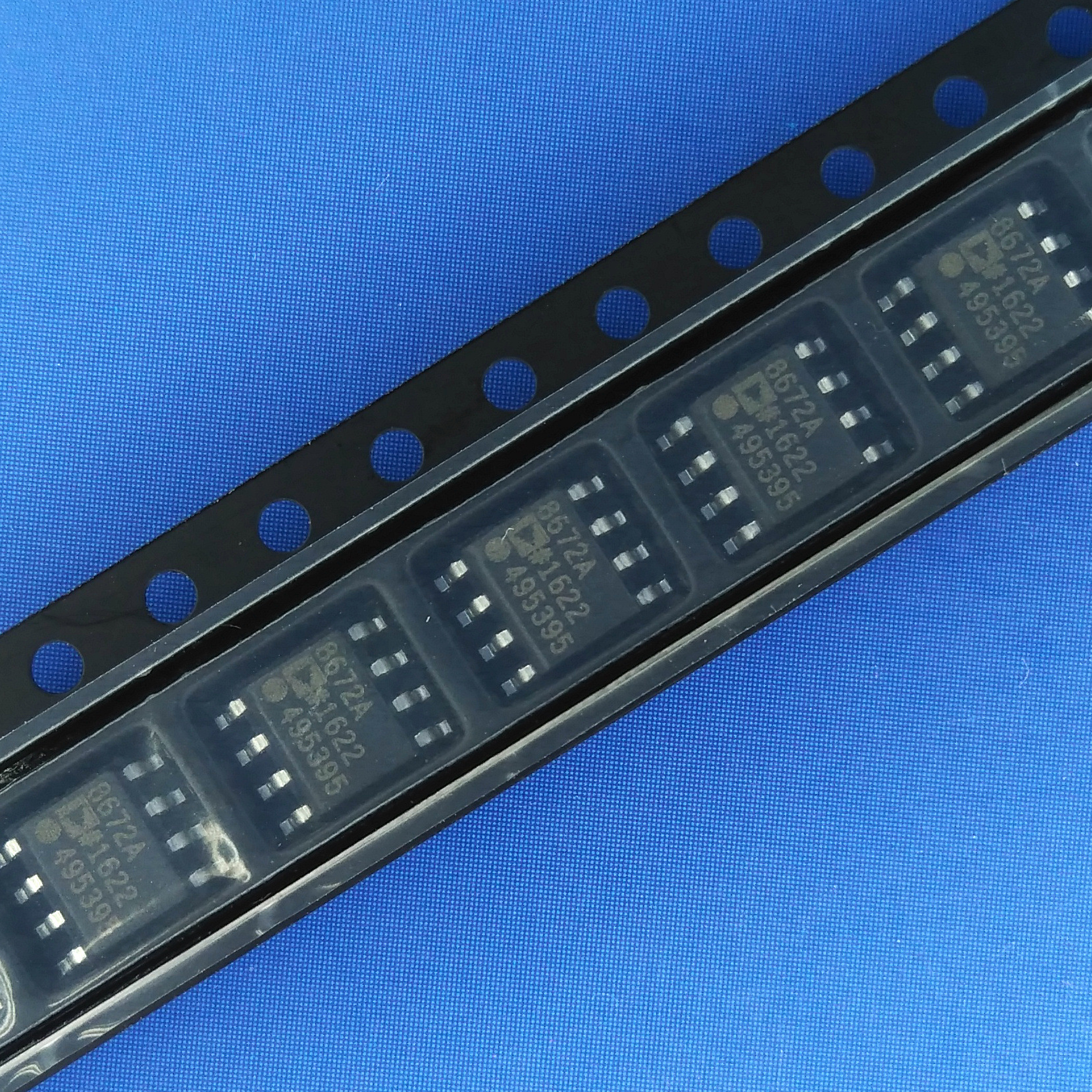 精密放大器AD8672ARZ-REEL7 丝印8672A 贴片SOP-8 放大器芯片IC-阿里巴巴