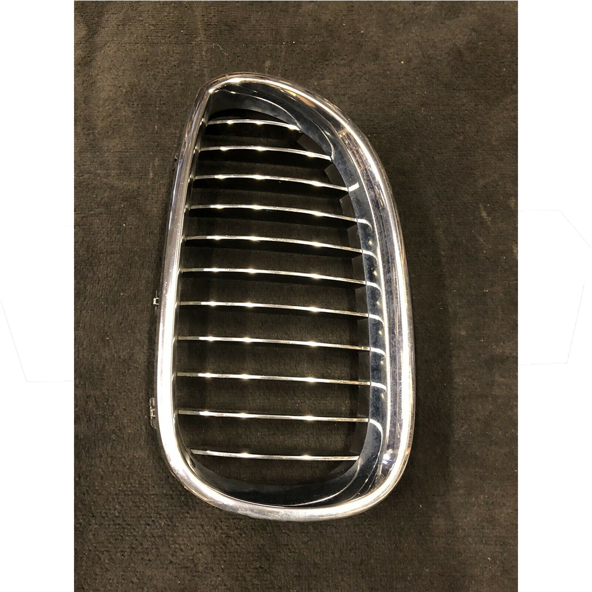 适用于宝马3系E46 保险杠前杠前脸进气中网格栅架 右 51137030546-阿里巴巴