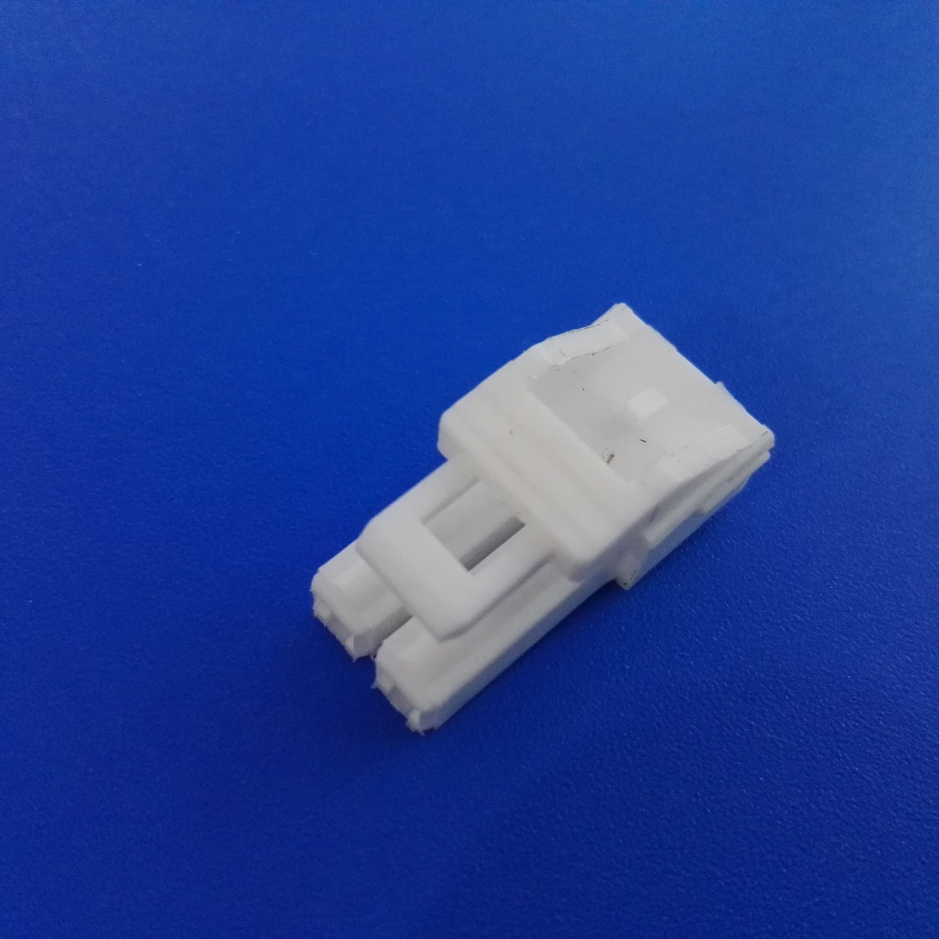 YLR-2V/2VF YLP-02V 2RF 03V/03VF空中对接孔座间距4.5连接器-阿里巴巴