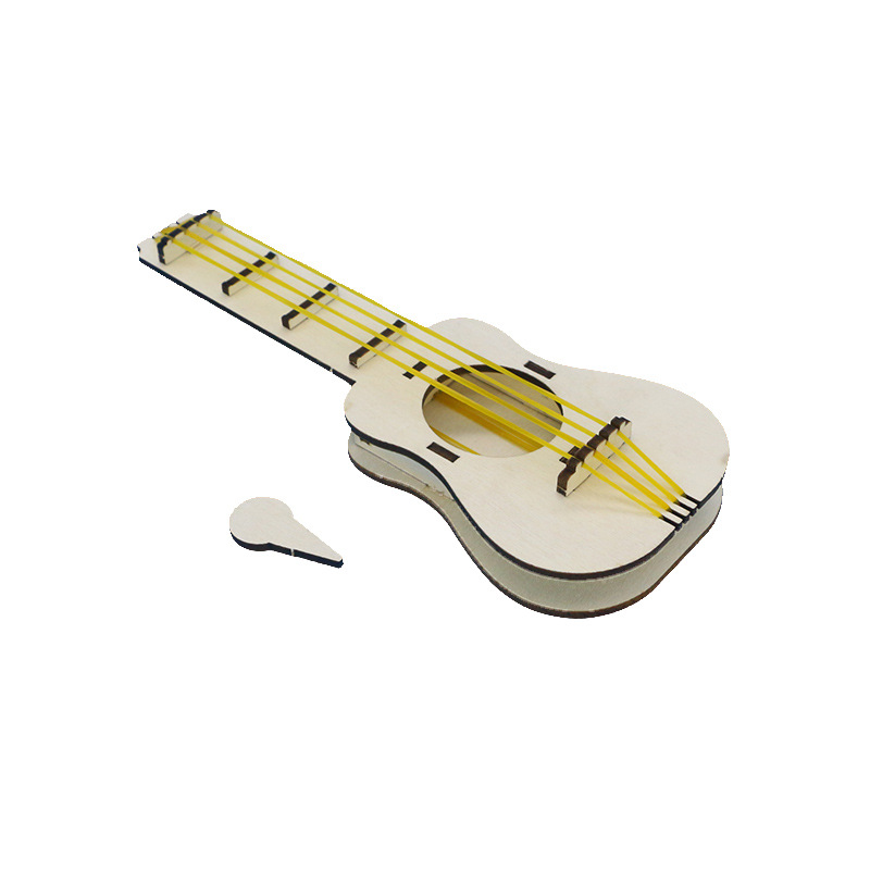 Primary school students science and technology small making guitar ...