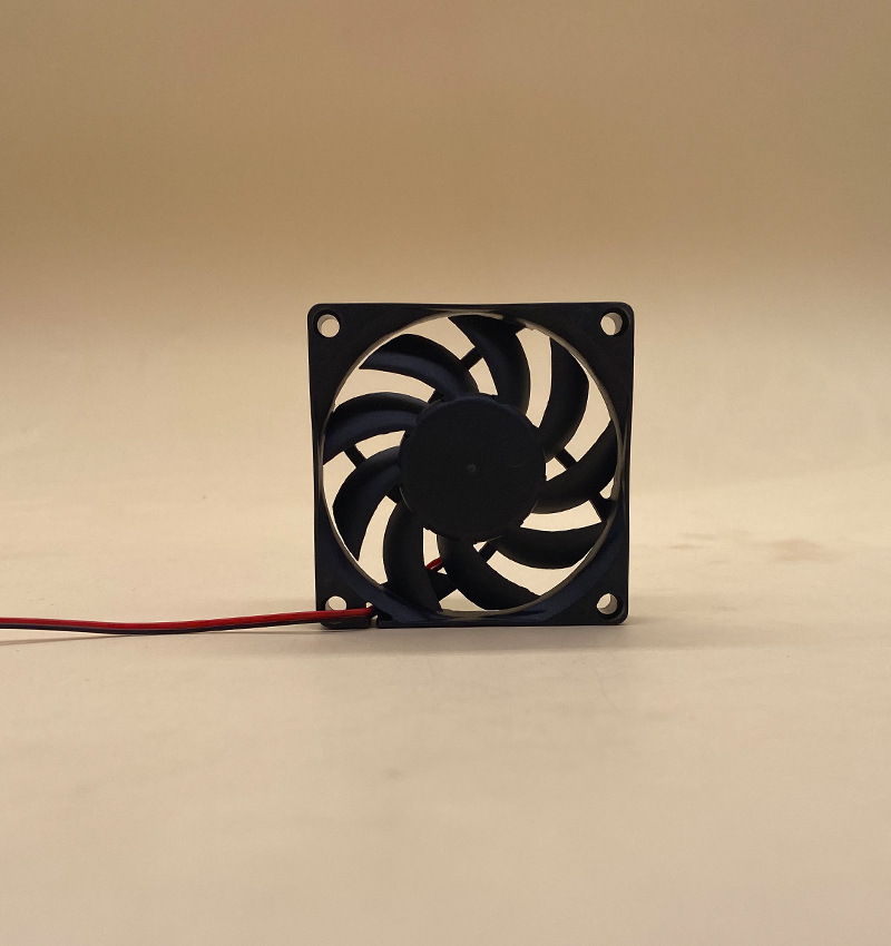厂家直销DC7015散热风扇5V12V24机箱导航两线滚珠7厘米工业排风扇-阿里巴巴