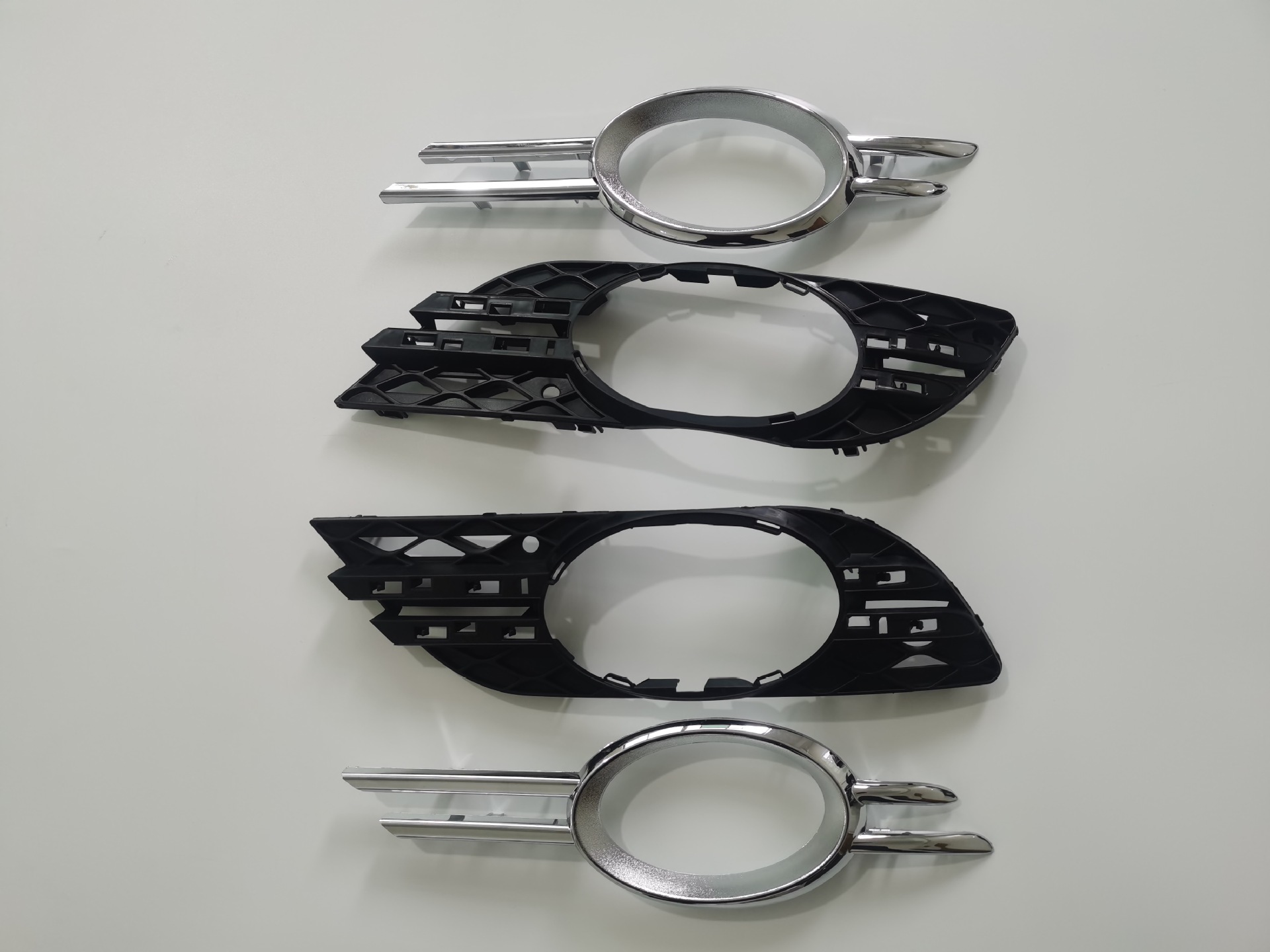 适用奔驰W211前雾灯框电镀框亮条E200E180E300前杠通风网格栅风口-阿里巴巴