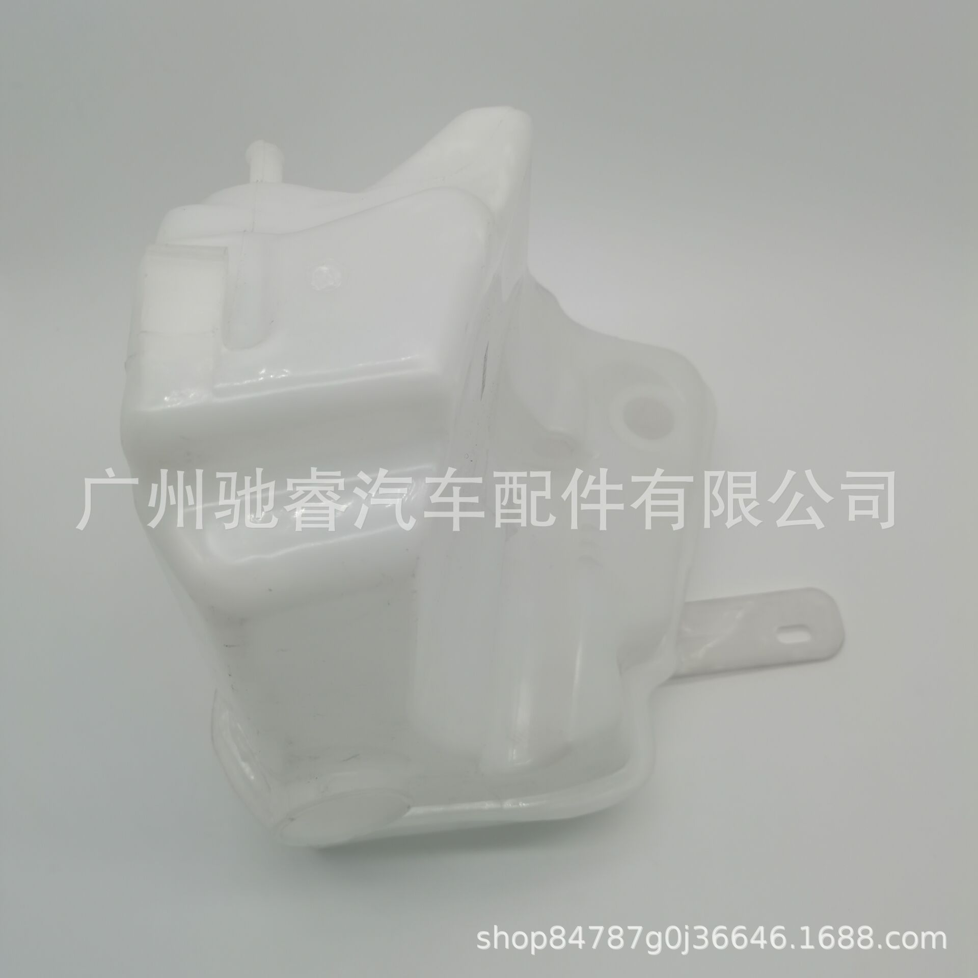 A1638601160适用于奔驰W163喷水壶 副水壶 挡风玻璃清洗器储液罐-阿里巴巴