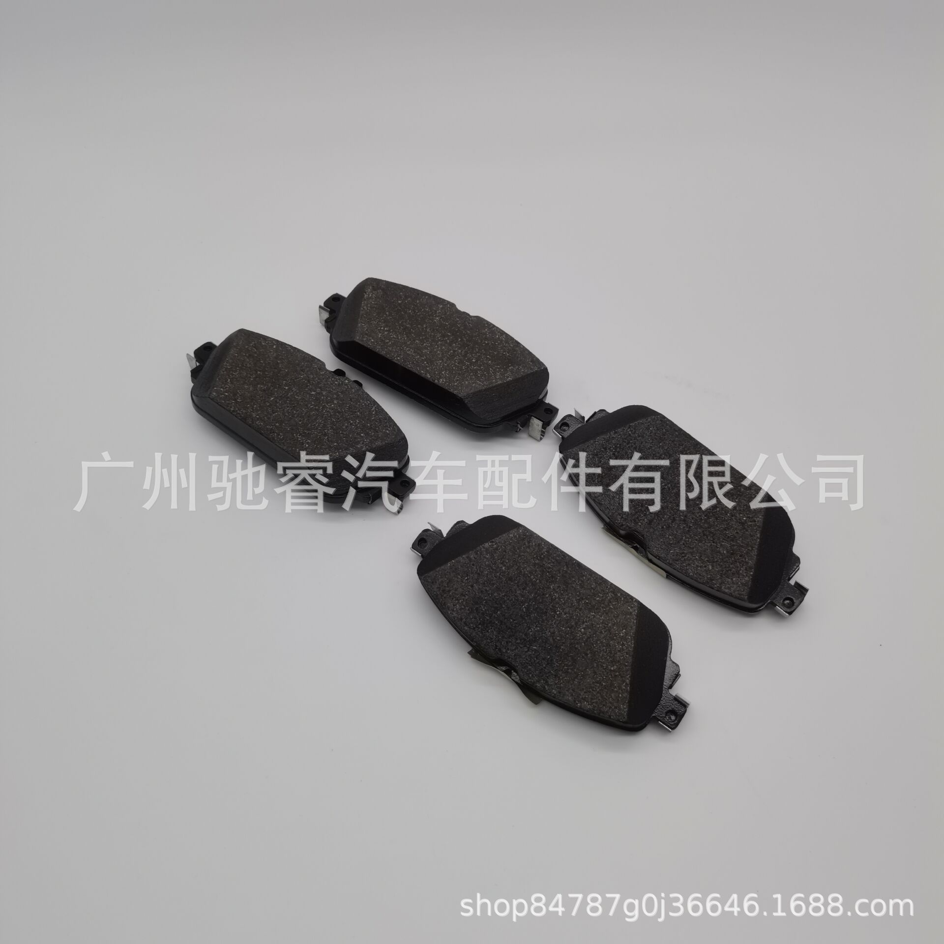 A0004204500适用于奔驰W205 C200 C180 W213 E200 E180 前刹车片-阿里巴巴