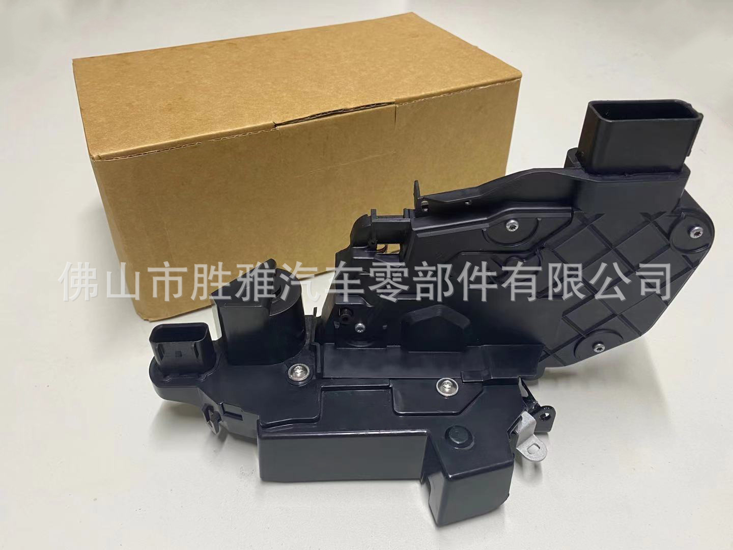 适用路虎揽胜 汽车前门锁机 右前闭锁器门锁执行器 前右 LR014100-阿里巴巴
