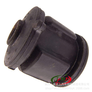 适用现代途胜衬套55119-25000 55116-25000 96550051 96497058-阿里巴巴