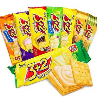 康师傅3+2苏打夹心饼干125g*24包整箱批发办公室休闲零食小吃早餐-阿里巴巴