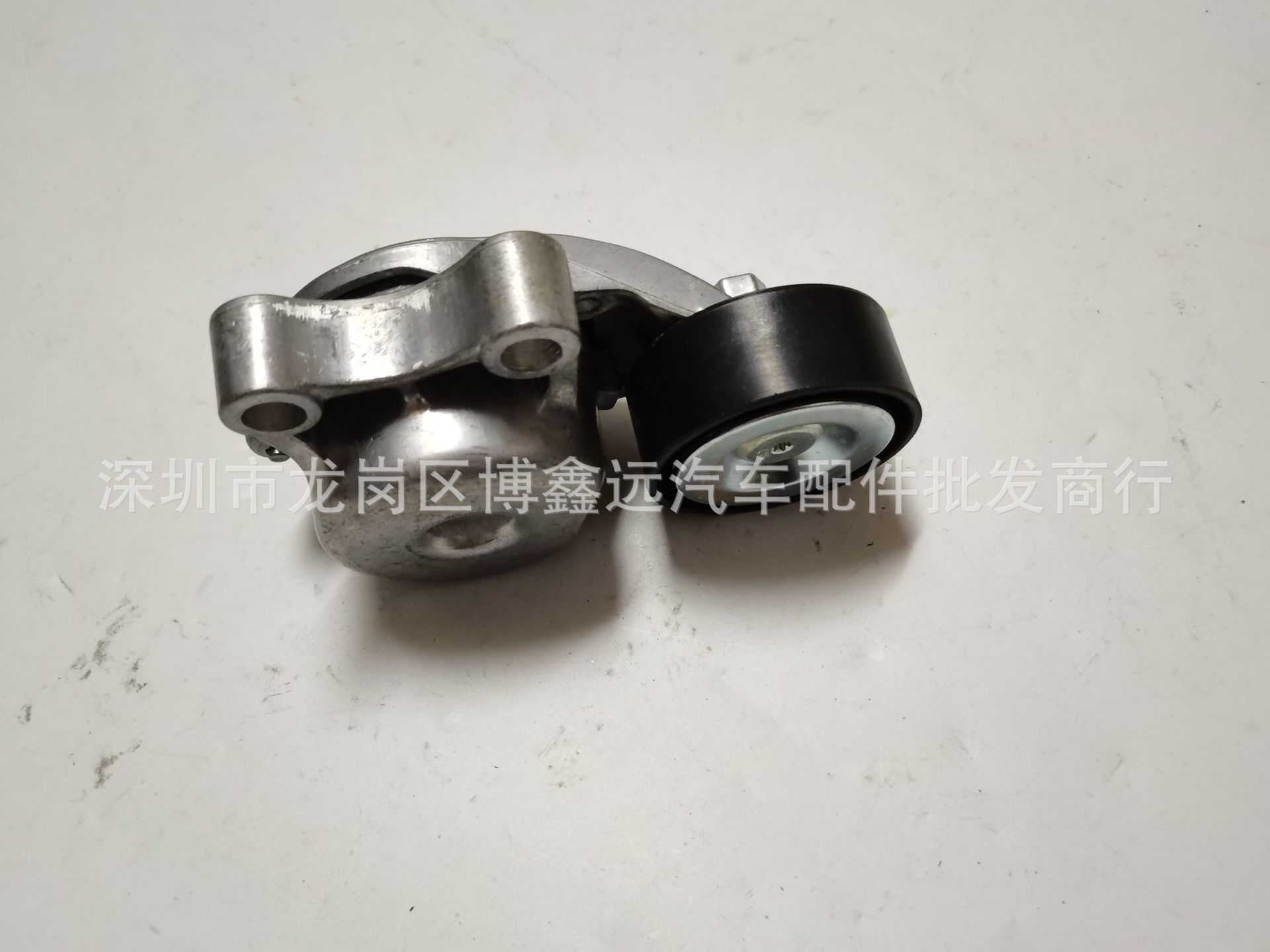 适用于JEEP大切诺基皮带涨紧轮 涨紧器 柴油3.0T专用 厂家直销-阿里巴巴
