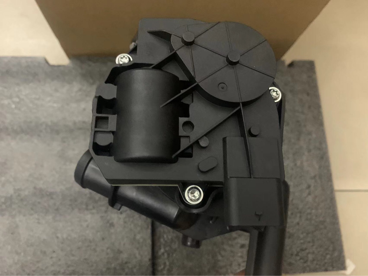 热管理模块11537642854 适用于宝马 F21 F30 F34 F36 G11 G30-阿里巴巴