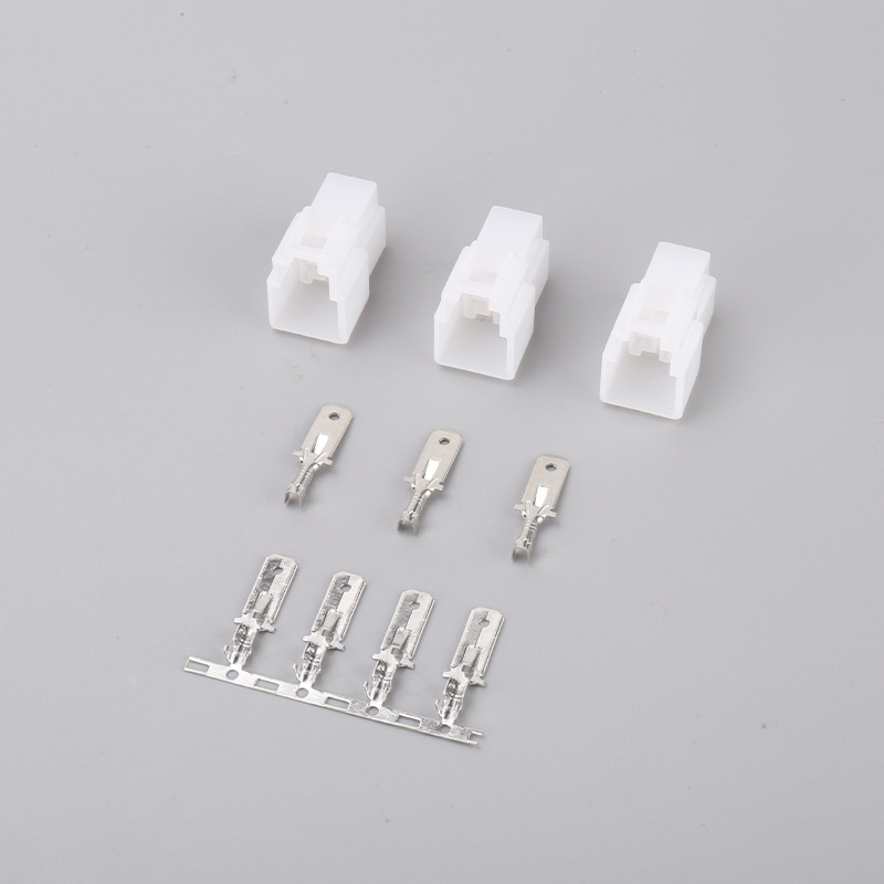 汽车连接器 DJ7031-6.3-11 DJ611-6.3A连带 线束接插件 接线端子-阿里巴巴