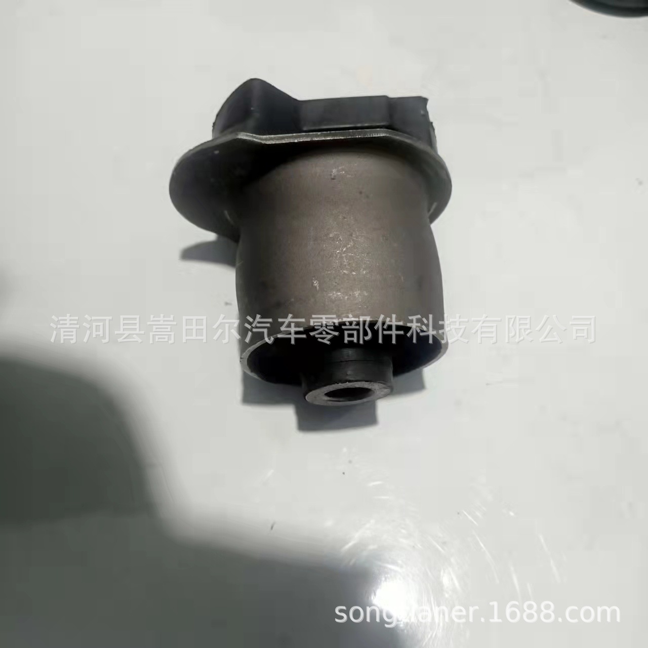 48725-52010 汽车悬挂衬套 控制臂衬套-阿里巴巴