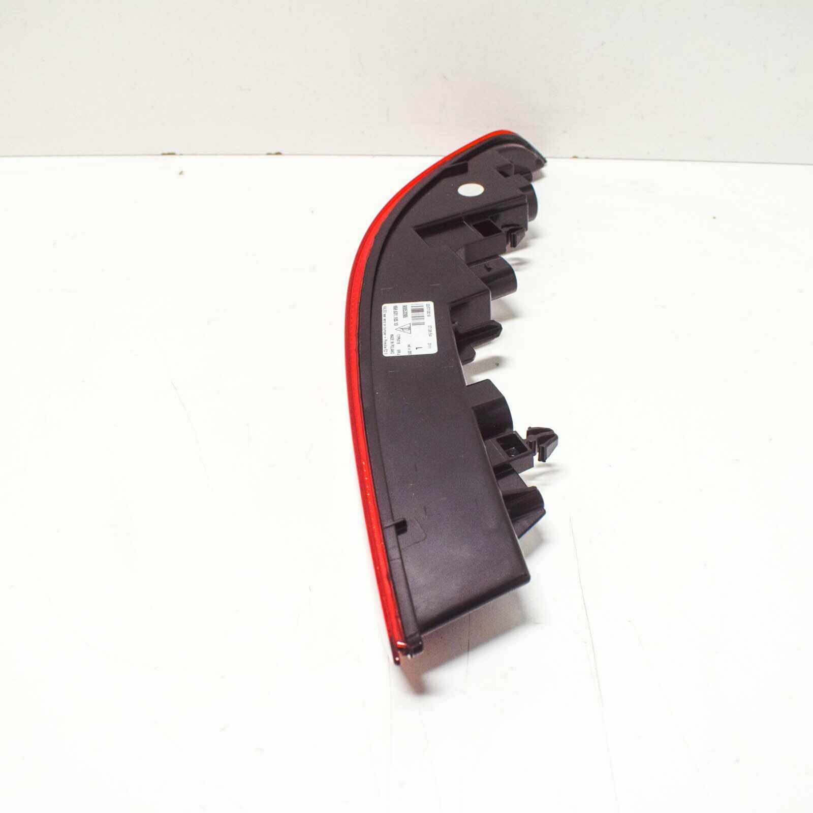 适用于2015款保时捷卡宴 后杠灯 后雾灯 95863110510 958945702-阿里巴巴