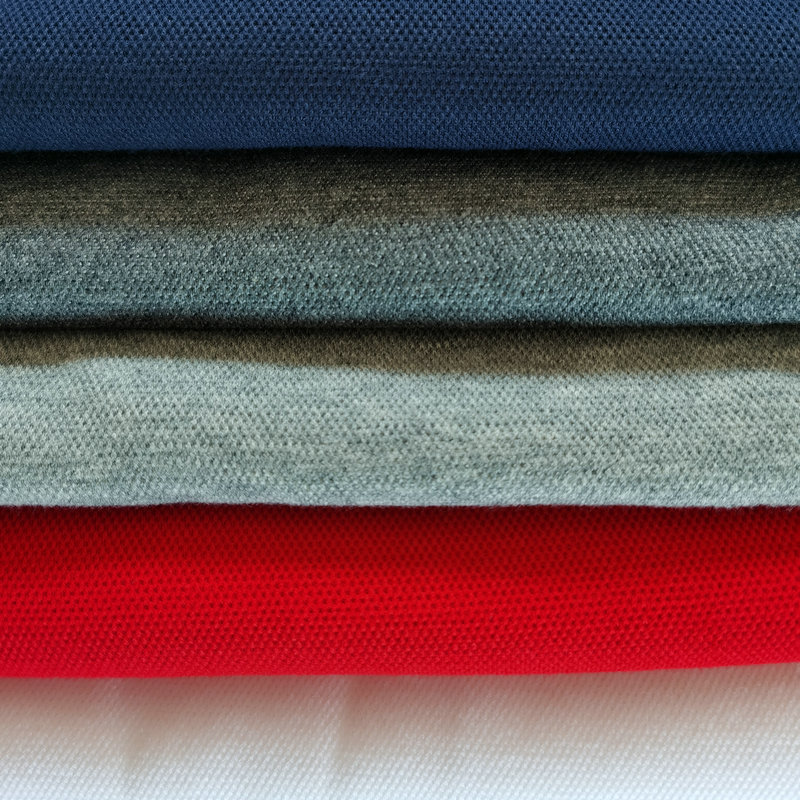 现货CVC弹力珠地布 polo衫T恤面料 40S针织双面面料网眼珠地布-阿里巴巴