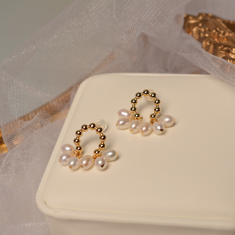 秋冬天然淡水珍珠耳钉高级感水滴14k注金s925银针ins复古时尚耳饰-阿里巴巴