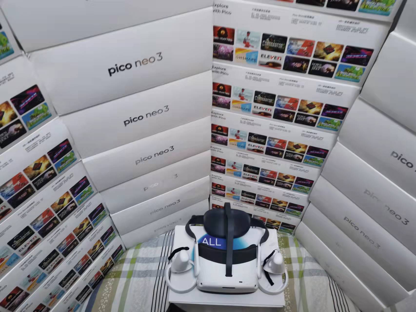 piconeo3送游戏vr一体机4k头盔眼镜头戴影院电影智能游戏虚拟现实-阿里巴巴