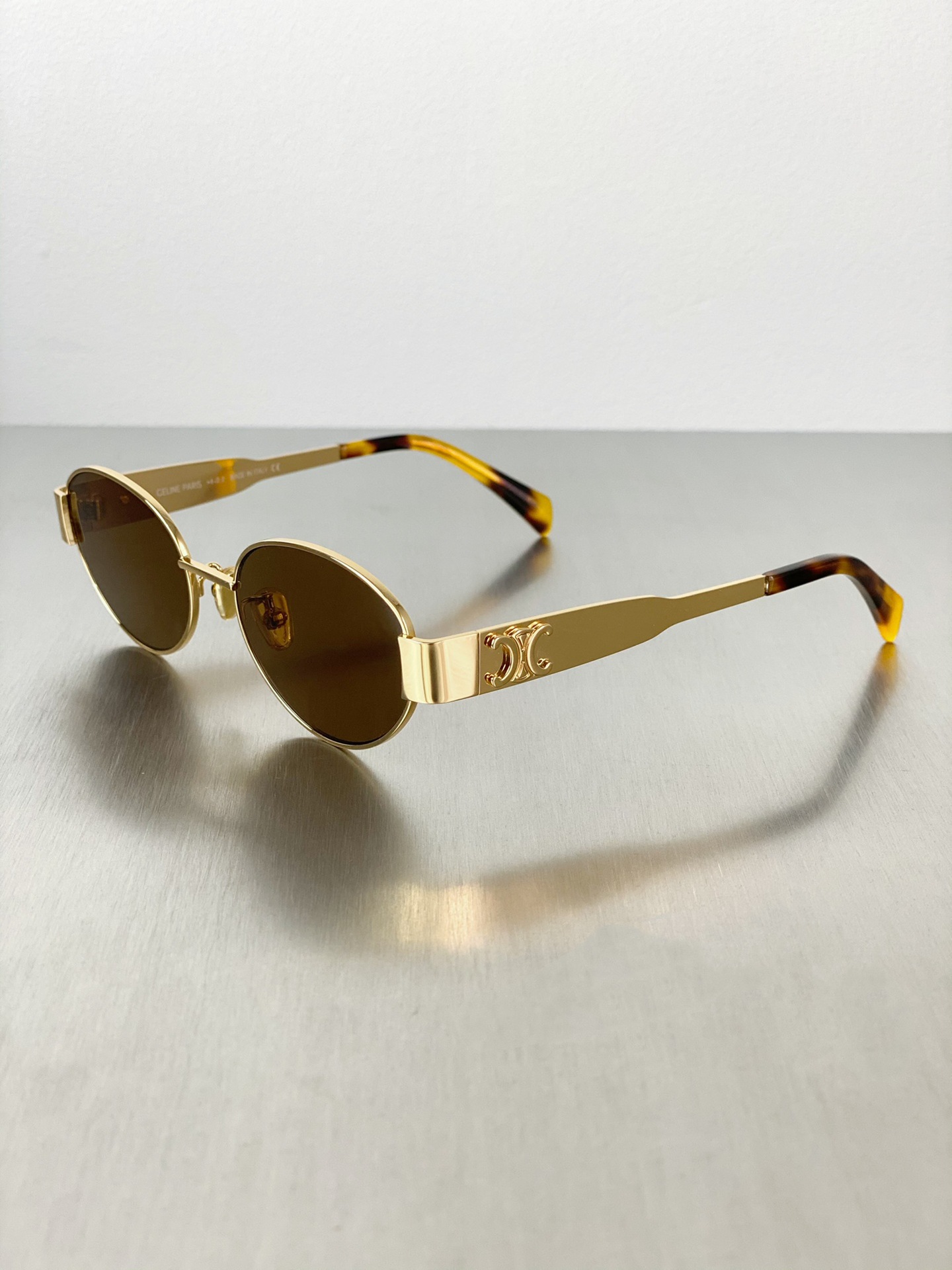 Celin新款23走秀款CL40235太阳镜女款Lisa同款时尚复古凯旋门墨镜-阿里巴巴