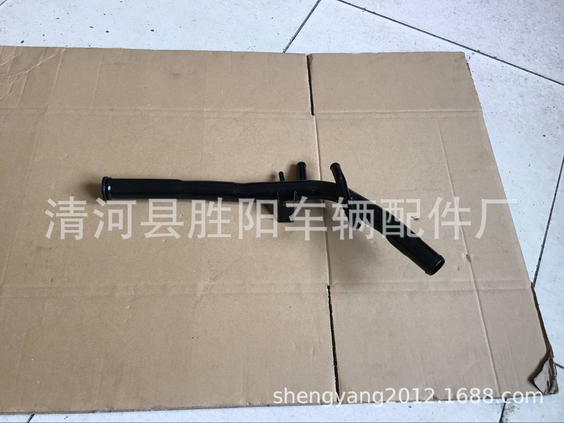 适用于现代千里马汽车金属铁水管汽车水箱冷却水管25461-22601-阿里巴巴