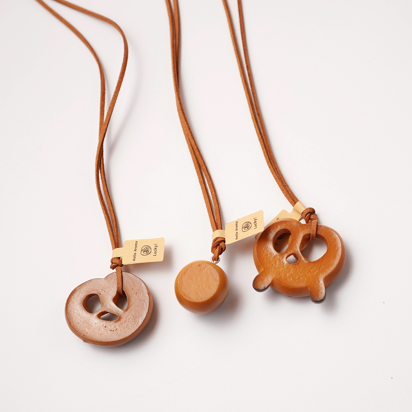 新碱水面包挂件手工diy包包挂件简约情侣钥匙吊坠节日-阿里巴巴