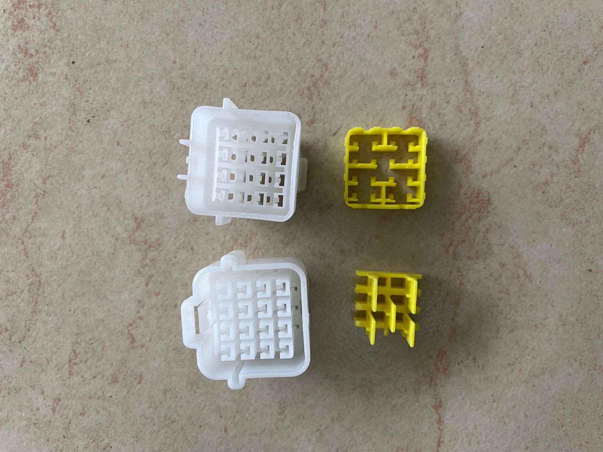 厂家供应16孔汽车防水连接器，DJ7161Y-2.3-11，DJ7161Y-2.3-10-阿里巴巴