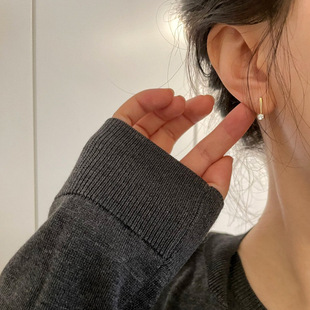 S925银镀14K金小耳钩在发光的干净简洁轻奢纯高级ins百搭银耳环女-阿里巴巴