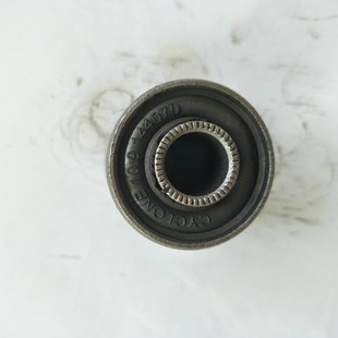 适用于TOYOTA丰田海拉克斯HILUX衬套胶套钢板肖衬套90389-T0009-阿里巴巴