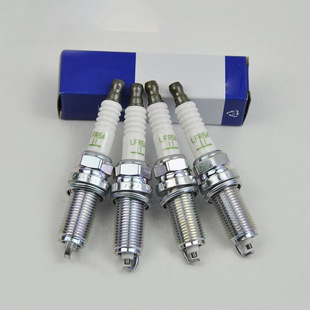 18841-11051适用现代索纳塔IX35起亚K5汽车火花塞配件直销LFR5A11-阿里巴巴