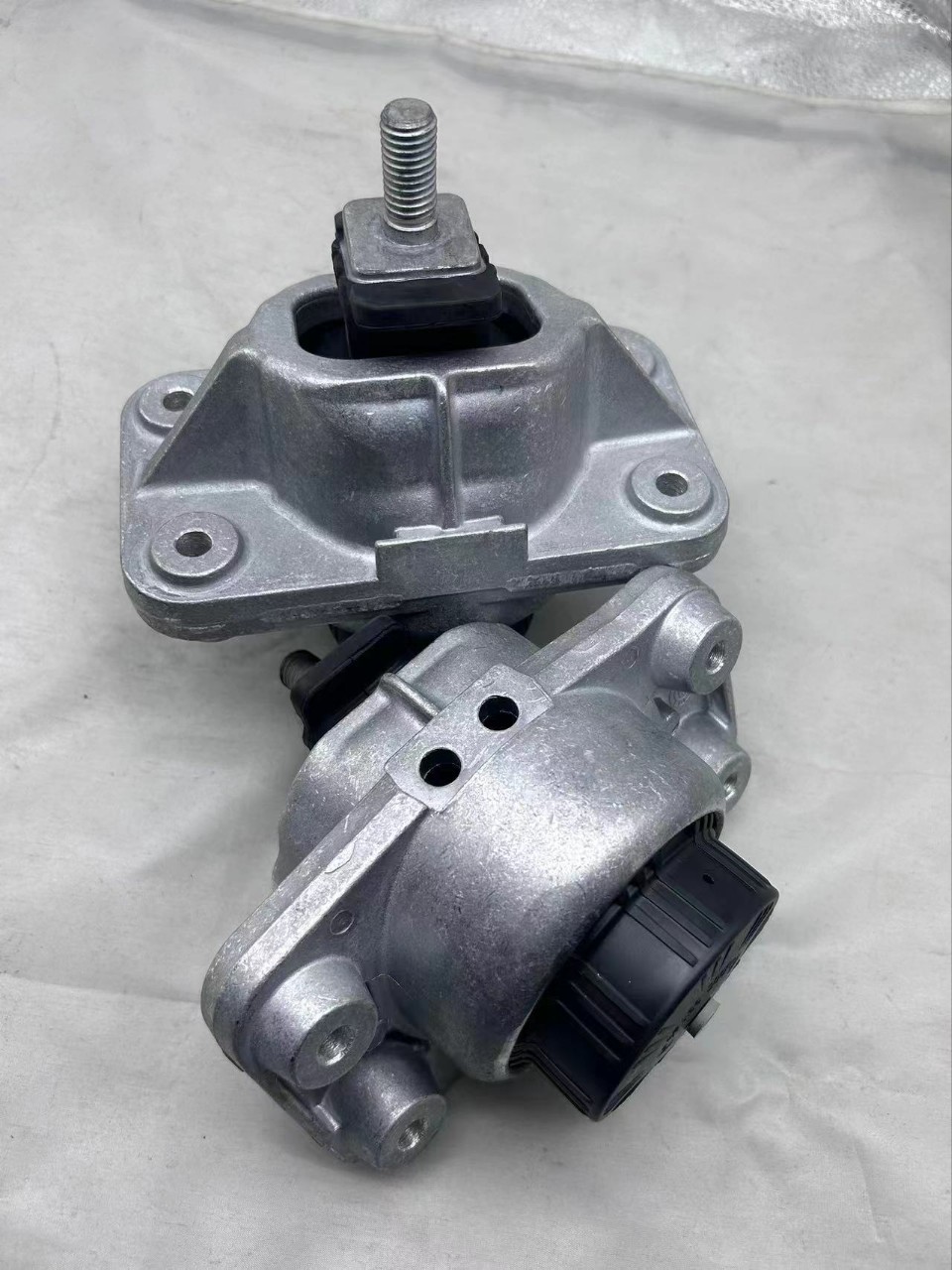 发动机机支架脚胶 LR056882 LR051515 适用路虎揽胜2013-阿里巴巴