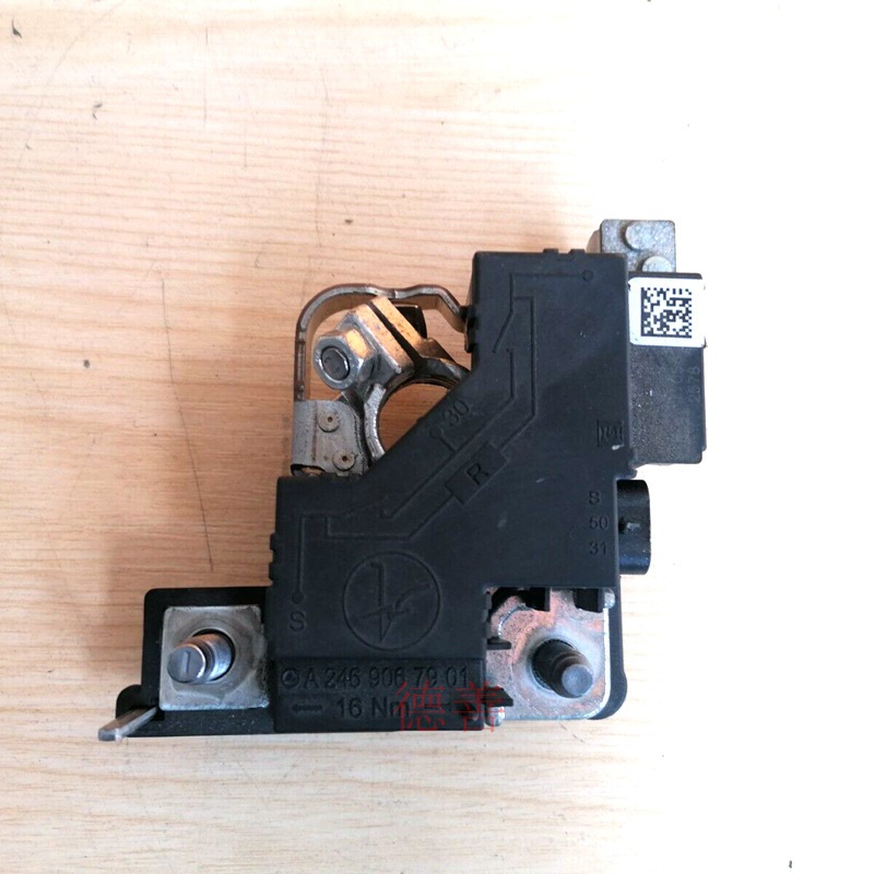 适用奔驰253 GLC200 GLC260 GLC300 限流器 断电器 蓄电池传感器-阿里巴巴