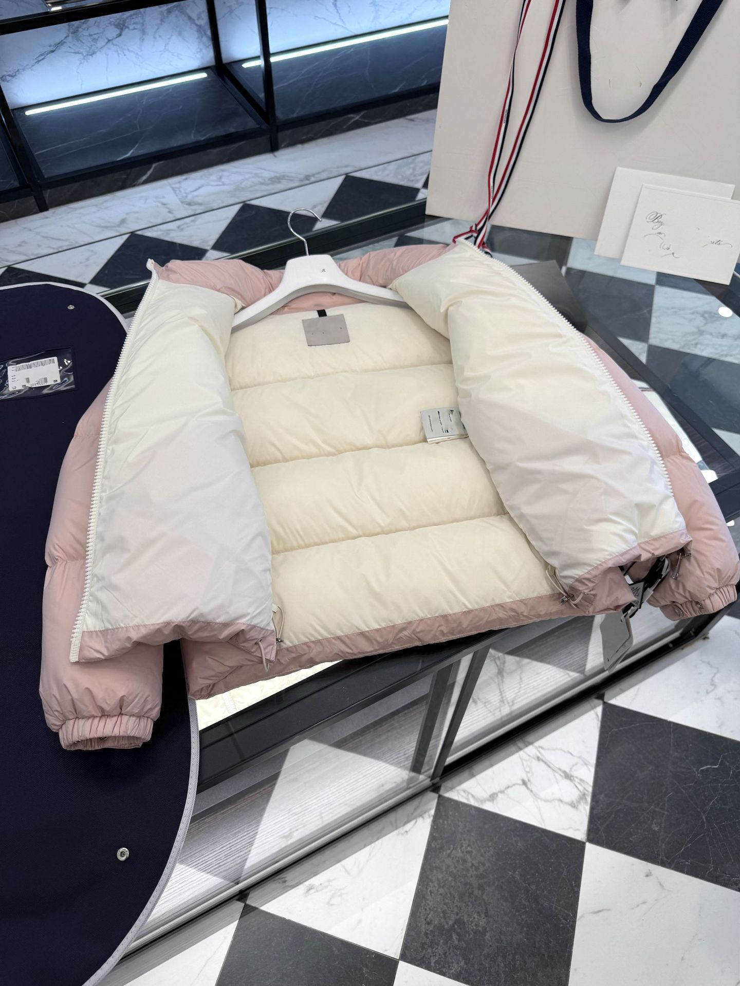 蒙家25ss 蒙家新款 女士Anterne系列短款鹅绒羽绒服夹克外套-阿里巴巴