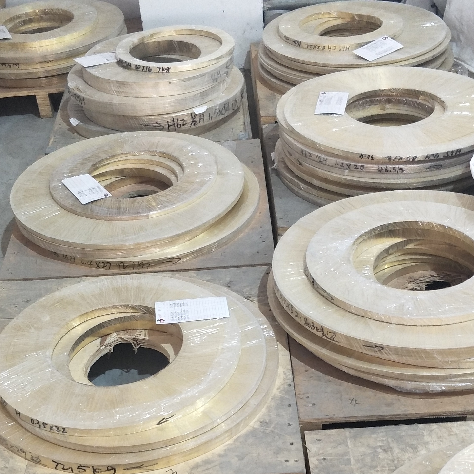 H65铜皮箔硬冲压铜材 精密h62软态拉伸黄铜片薄 C2680 H68黄铜带-阿里巴巴