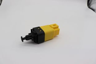 刹车灯开关96874571-9652790-96440926-96436332适用于别克-阿里巴巴