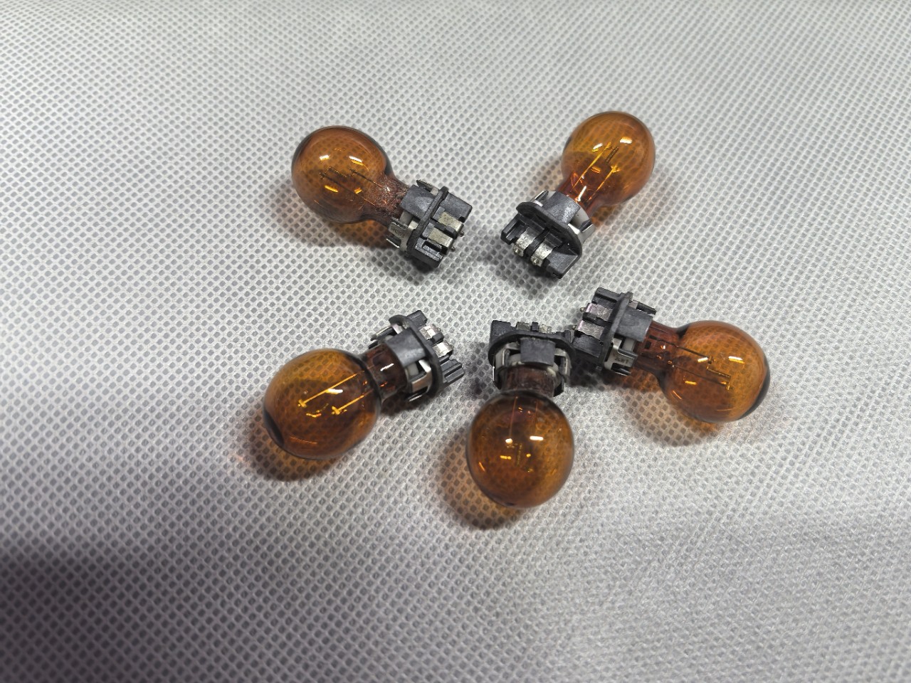 N10776302 新朗逸明锐凌度途观LQ7Q3A4LPWY24W前转向灯泡-阿里巴巴