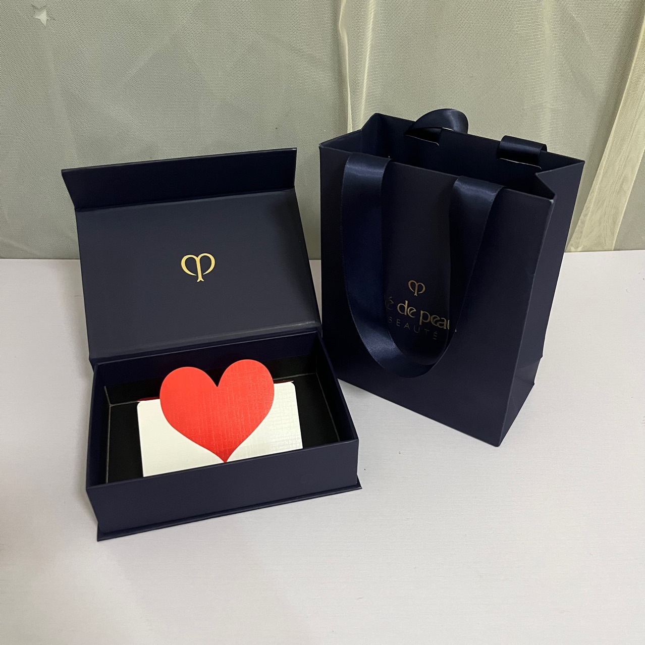 cpb礼品袋贵妇三件套礼袋水乳套装护肤品手提袋隔离口红礼品袋-阿里巴巴