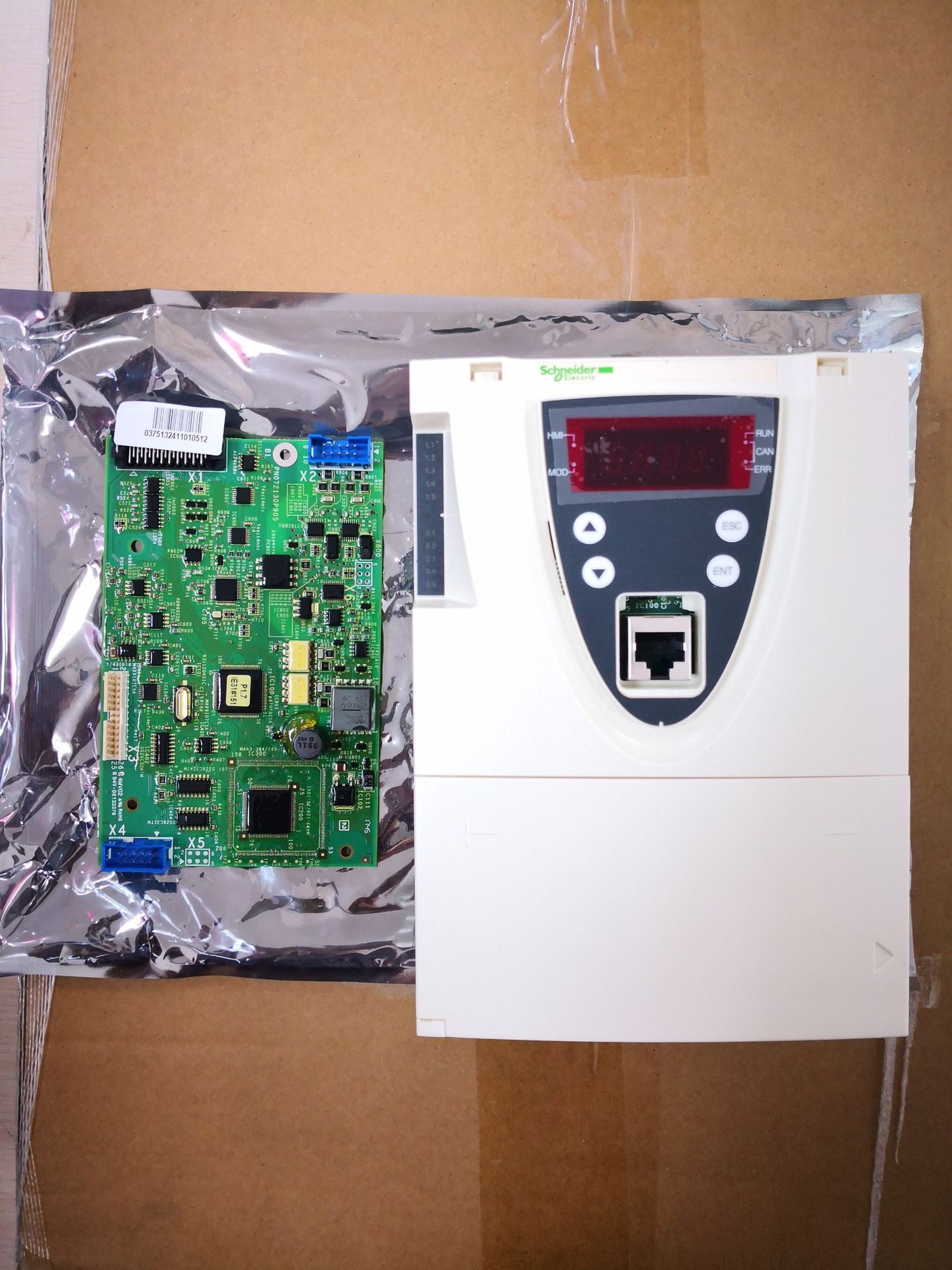 现货ATV71 ATV61变频器主板控制板操作面板VX4A61101Y VX4A71101Y-阿里巴巴