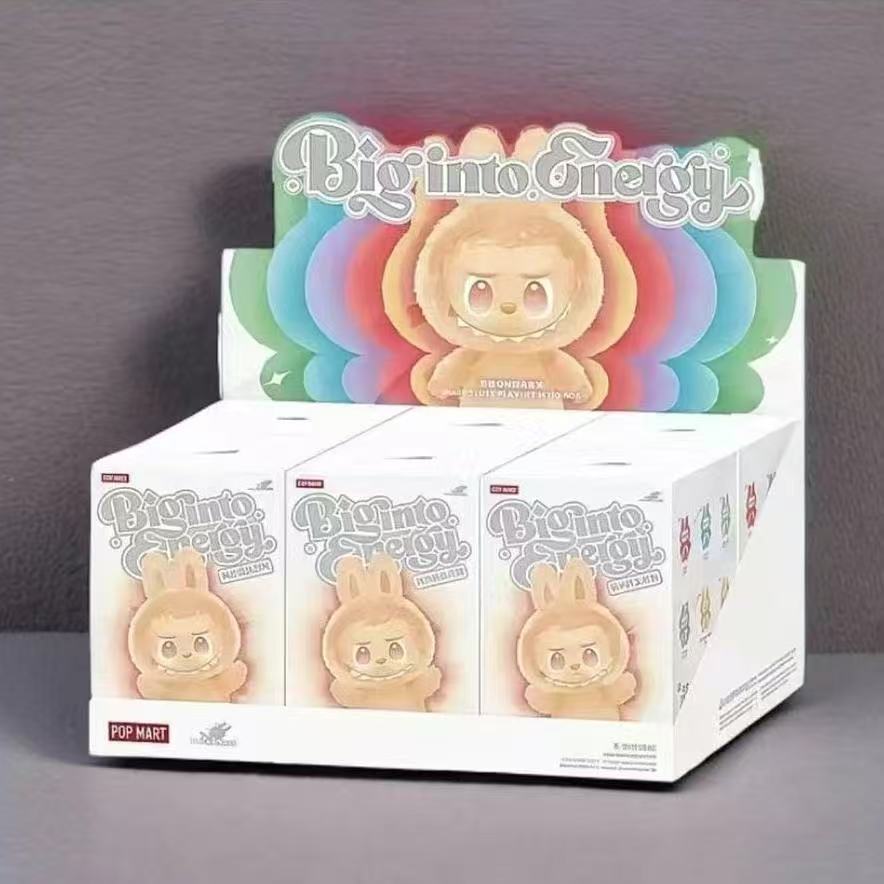 东莞品质-泡泡玛特labubu3.0拉布布三代前方高能搪胶脸公仔毛绒-阿里巴巴