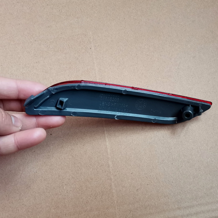 适用于2018-2021丰田凯美瑞CAMRY后杠反光片器81920-06060 33020-阿里巴巴