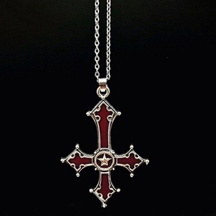 亚马逊 跨境血红色哥特式倒十字吊坠项链 饰品欧美朋克风十字架饰-阿里巴巴