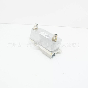 适用 波箱散热器 J9C7421/LR071997 J9C7422/LR071999 LR034553-阿里巴巴