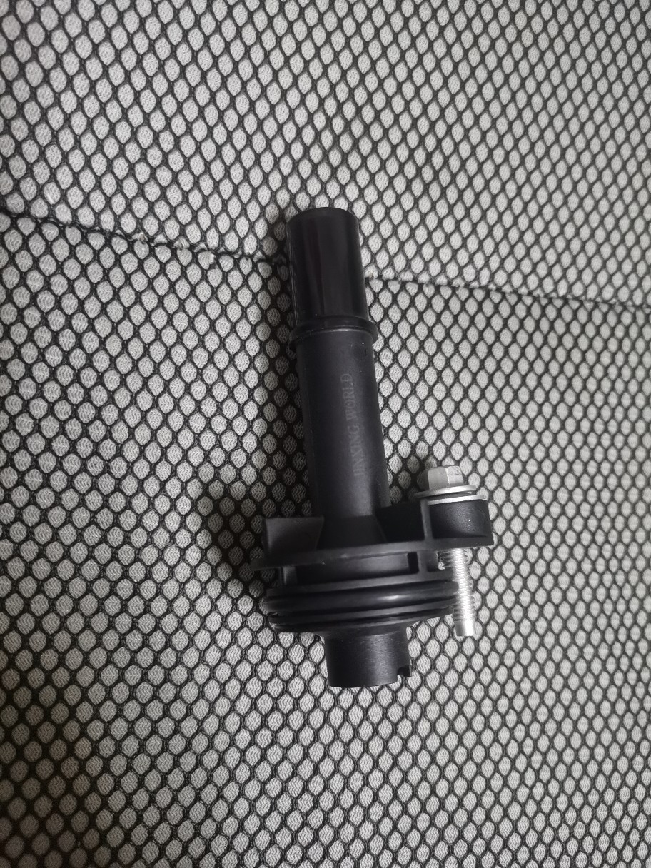 汽车发动机气门室盖单向阀适用于别克雪佛兰科迈罗昂科威12665166-阿里巴巴