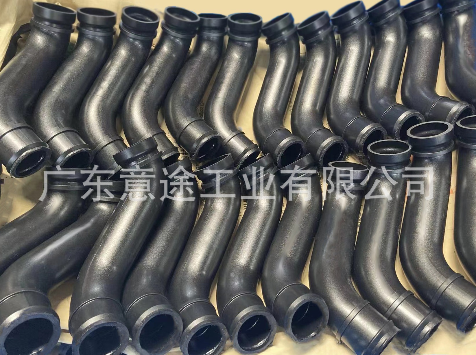 适用奥迪途锐Q7 2011-2015 3.0L V6 进气管7P0129684A 06E129629R-阿里巴巴