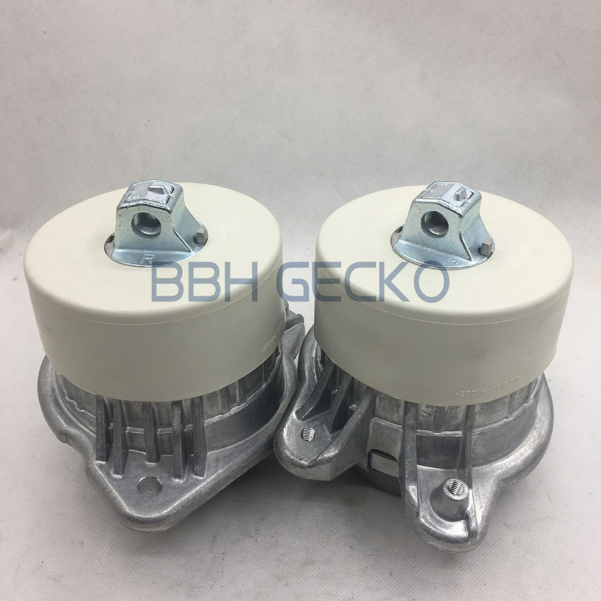 适用于奔驰W222发动机机脚胶 2222405017 高端品质，工厂直销-阿里巴巴