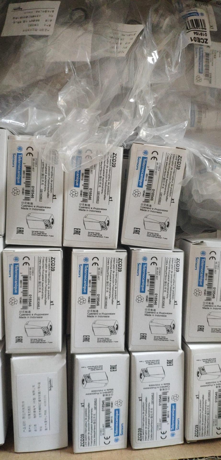 ZC1AC001原装全新原厂全新限位开关ZCD31 ZC2JC15 ZC2JE01 ZCD39-阿里巴巴