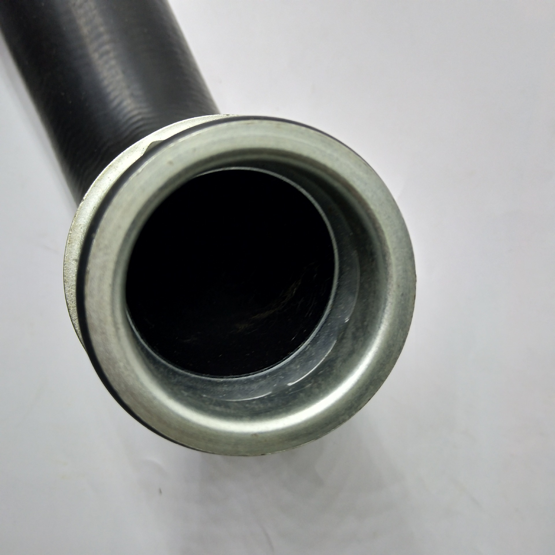 现货供应适用于奔驰W203 CL203冷却水箱散热器软管胶管2045010182-阿里巴巴