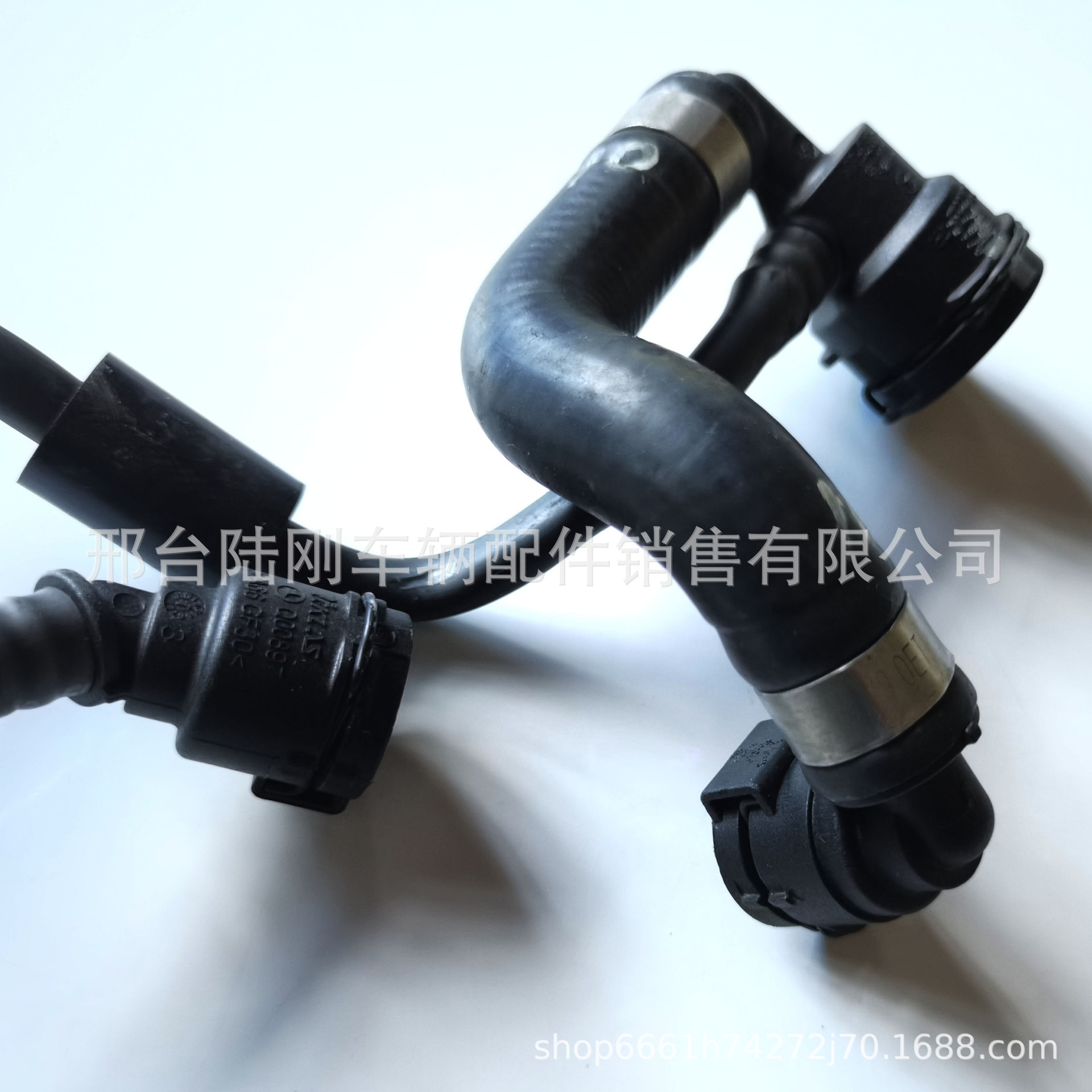 A2055015301适用B驰C级W205/E级W213/GLC级X253冷却系统软管水管-阿里巴巴